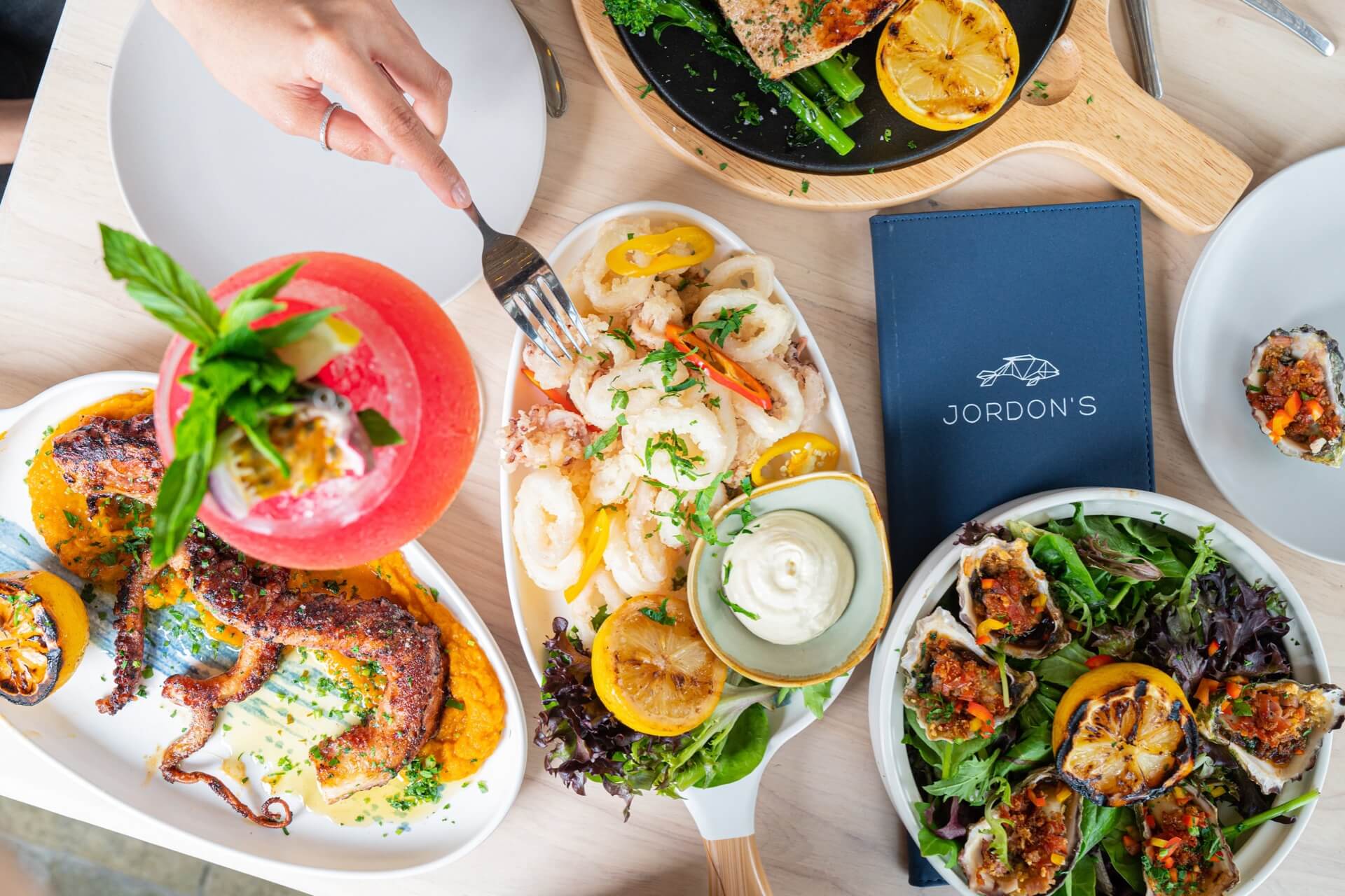 Melbourne Cup at Jordon's Seafood | Darling Harbour